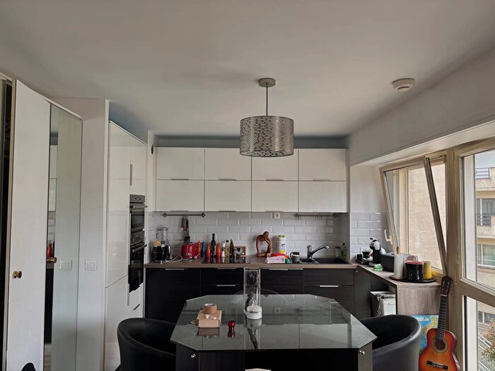 Paris 16ème : Appartement 1 pièce à louer
