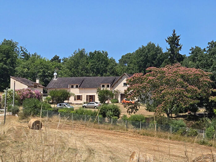 Maison à vendre - Villamblard - 11 pièces - 7 chambres