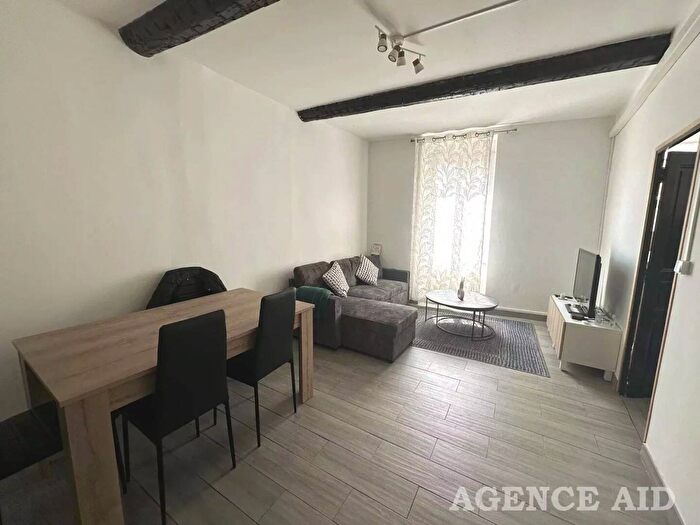 Cuges-les-Pins - Appartement 2 pièces à louer
