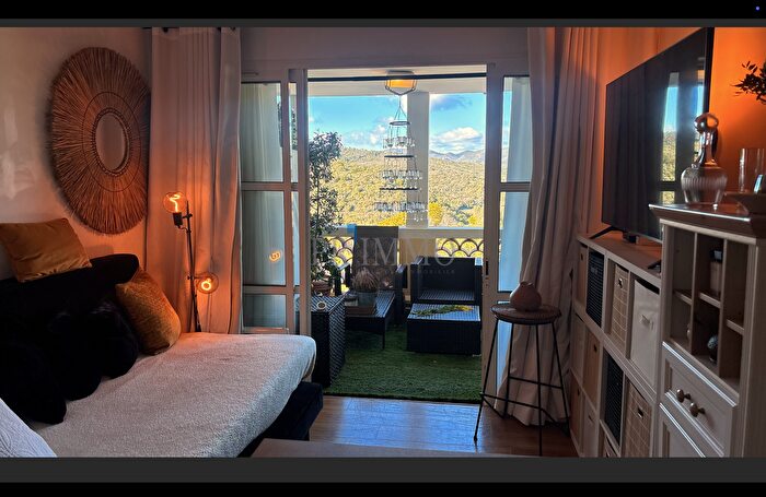 Appartement à vendre - Saint-Raphaël, Dramont - 1 pièce