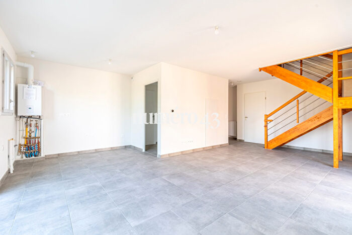 Maison 3 pièces à Nérigean, à vendre