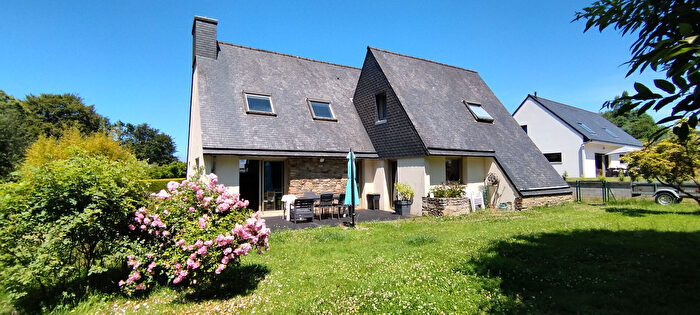 Maison à vendre - Saint-Quay-Perros - 5 pièces - 4 chambres