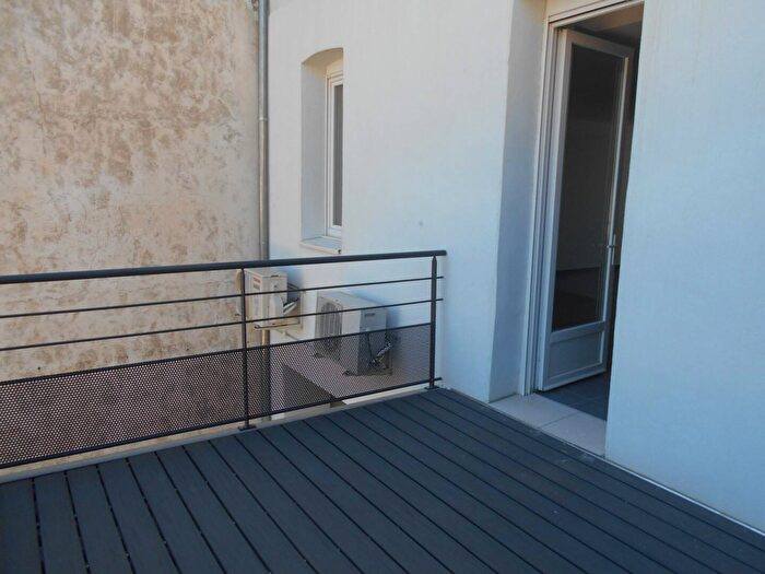 Appartement à louer - Alès - 4 pièces - 2 chambres