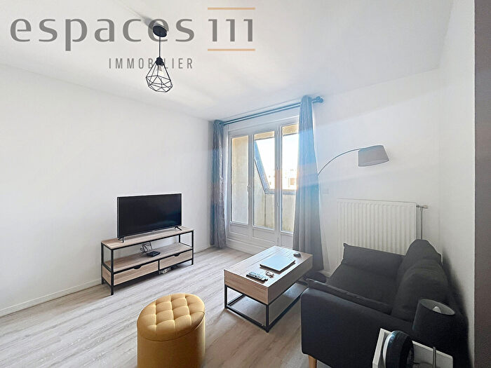 Appartement à louer - Montigny-le-Bretonneux, Saint-Quentin - 1 pièce