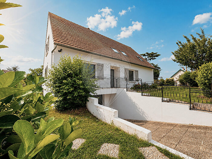 Maison 8 pièces à vendre - Senlis, Villevert