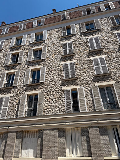 Choisy-le-Roi, Centre-ville, Parc Prairie, Hautes Bornes - Appartement 2 pièces à vendre