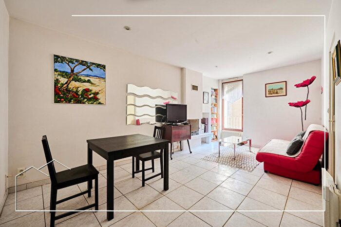 Appartement à vendre - Dijon, Centre-ville - 2 pièces - 1 chambre