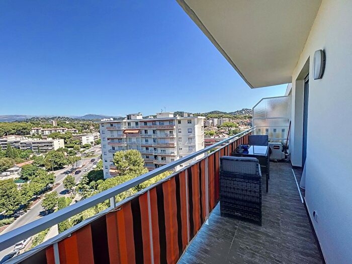 Appartement à vendre - Le Cannet, Rocheville, Colombier, Campelières - 4 pièces - 3 chambres