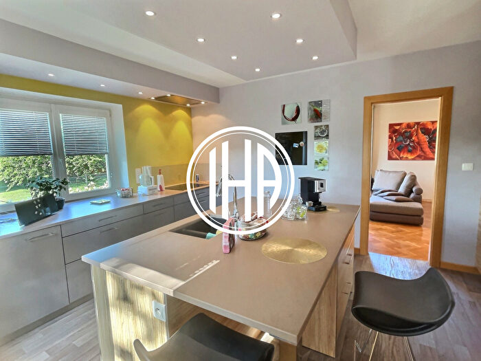 Maison à vendre - Hattstatt - 6 pièces - 4 chambres