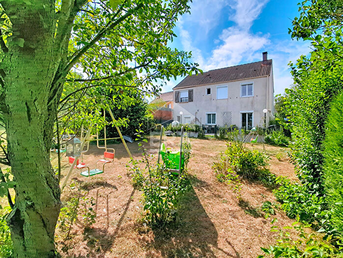 Maison 7 pièces à vendre à Lassy