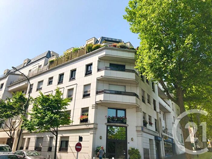 Appartement à louer - Le Kremlin-Bicêtre, Les Coquettes, Les Plantes - 3 pièces - 2 chambres