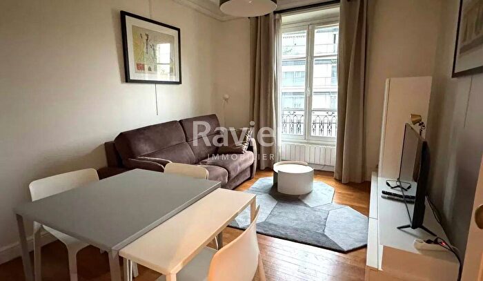 Appartement à louer - Parc dOrléans, Neuilly-sur-Seine - 3 pièces - 2 chambres