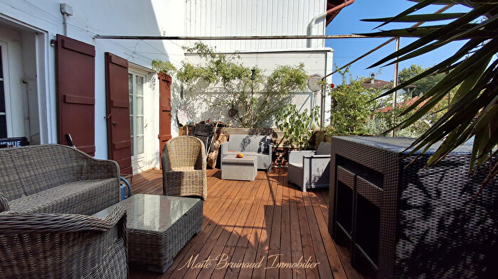Maison 12 pièces à Ustaritz, à vendre