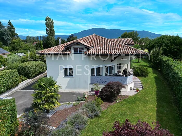 Maison à vendre - Veigy-Foncenex - 8 pièces - 4 chambres