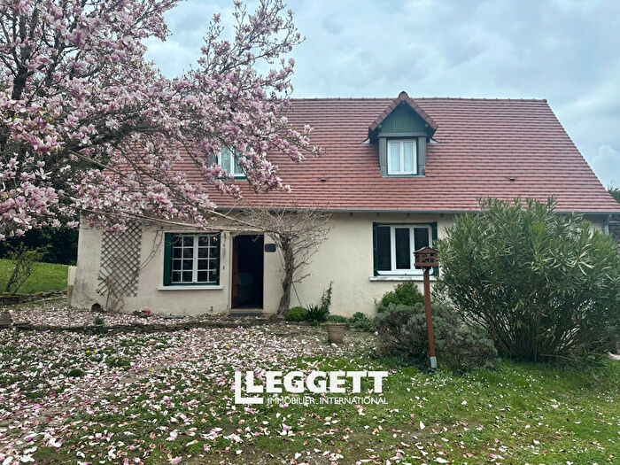 Maison à vendre - Saint-Priest-les-Fougères - 6 pièces - 3 chambres