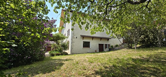Maison 11 pièces à vendre - Champfromier