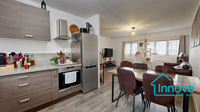 Maison à vendre - Villepreux - 4 pièces - 3 chambres