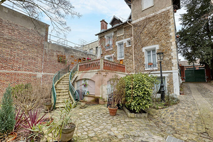 Maison 12 pièces à vendre à Villejuif, Centre-ville