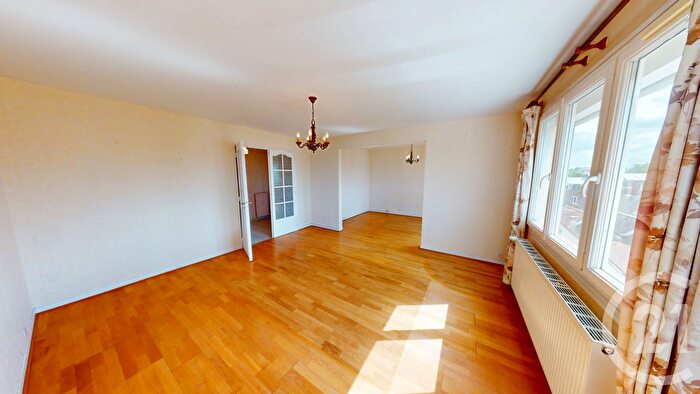 Appartement 5 pièces à Saint-Quentin, Vermandois, à vendre