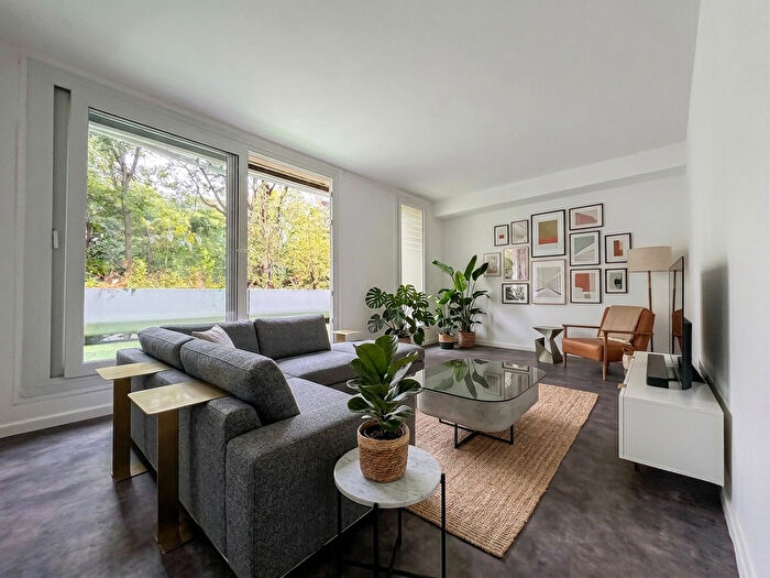 Évry, Les Pyramides : Appartement 3 pièces à vendre