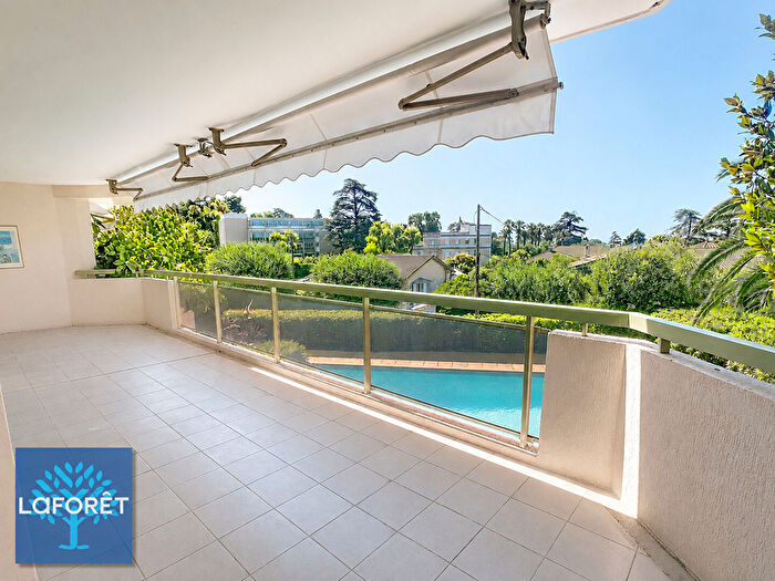 Appartement 3 pièces à vendre - Cannes, Californie Pezou