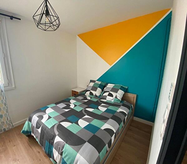 Appartement à louer - Cholet - 5 pièces - 4 chambres