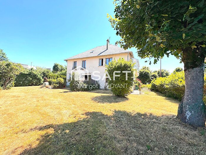 Sainte-Geneviève-sur-Argence - Maison 5 pièces à vendre