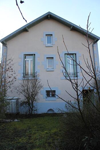 Maison à vendre - Arpajon-sur-Cère - 3 pièces - 2 chambres