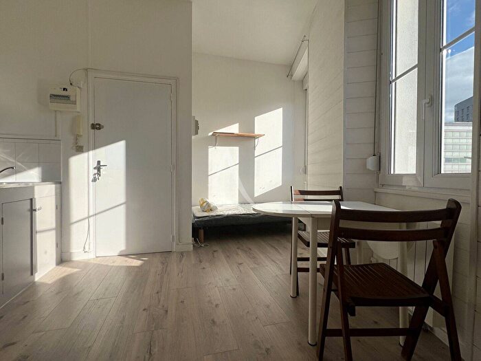 Appartement à louer - Centre, Angers - 1 pièce