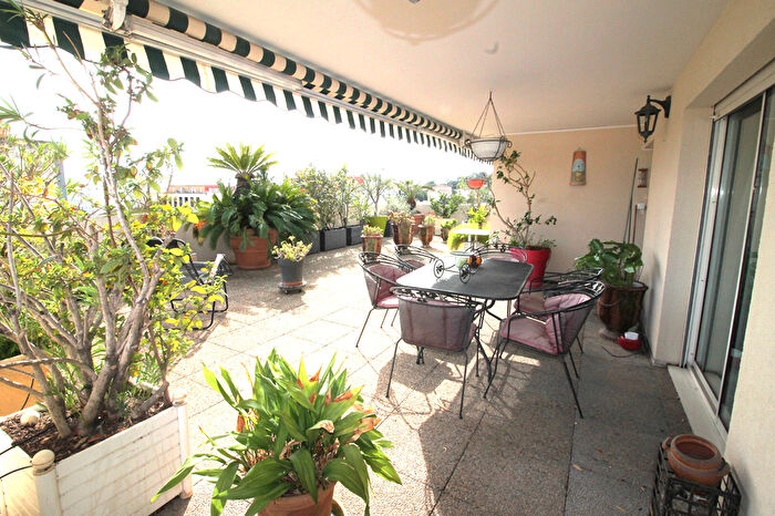 Nîmes, Jean Jaurès : Appartement 5 pièces à vendre