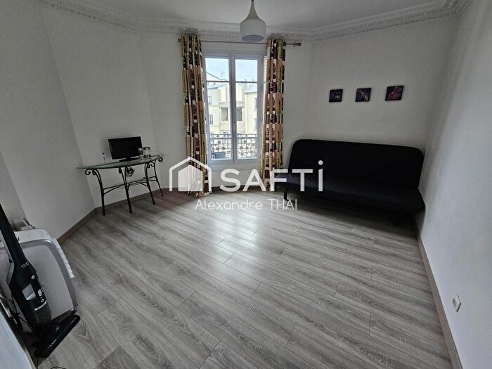 Appartement à vendre - Ivry-sur-Seine, Petit Ivry - 3 pièces - 2 chambres