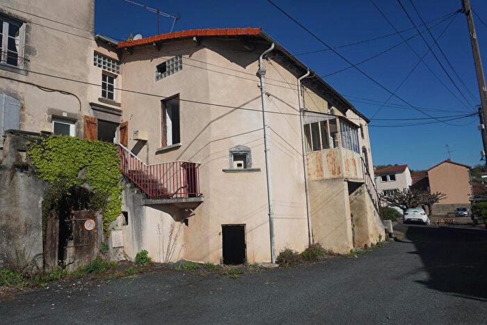 Maison à vendre - Sayat - 5 pièces - 3 chambres