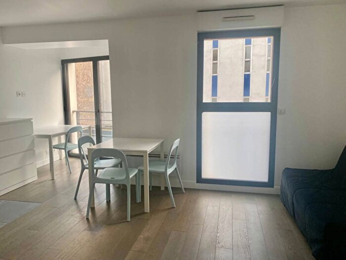 Appartement 1 pièce à Asnières-sur-Seine, à louer