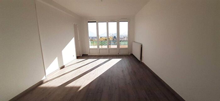 Appartement à louer - Comboire, Échirolles - 1 pièce