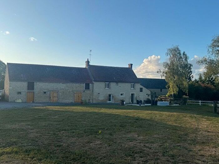 Maison à vendre - Saint-Germain-de-Clairefeuille - 5 pièces - 4 chambres