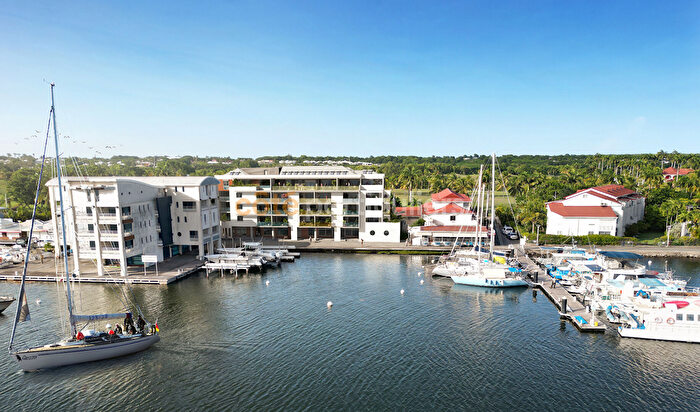 Appartement à vendre - Saint-François - 5 pièces - 4 chambres