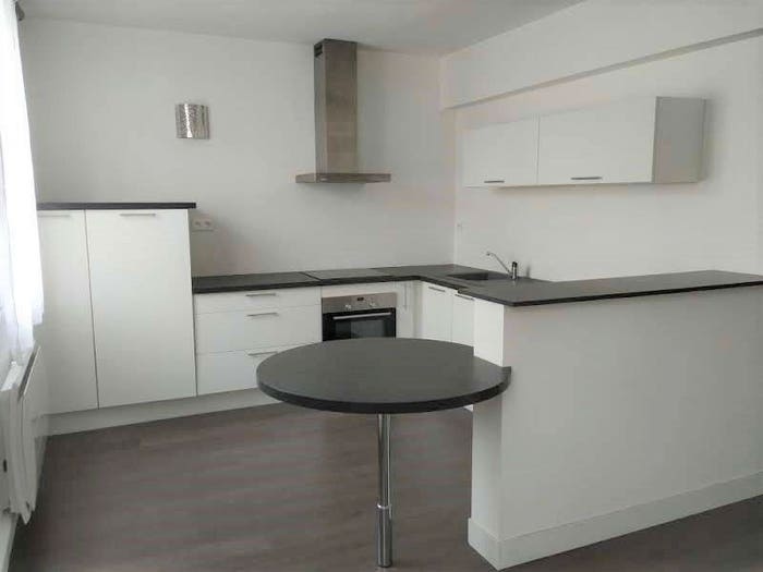 Centre Ville-Petit Margny, Compiègne : Appartement 3 pièces à louer