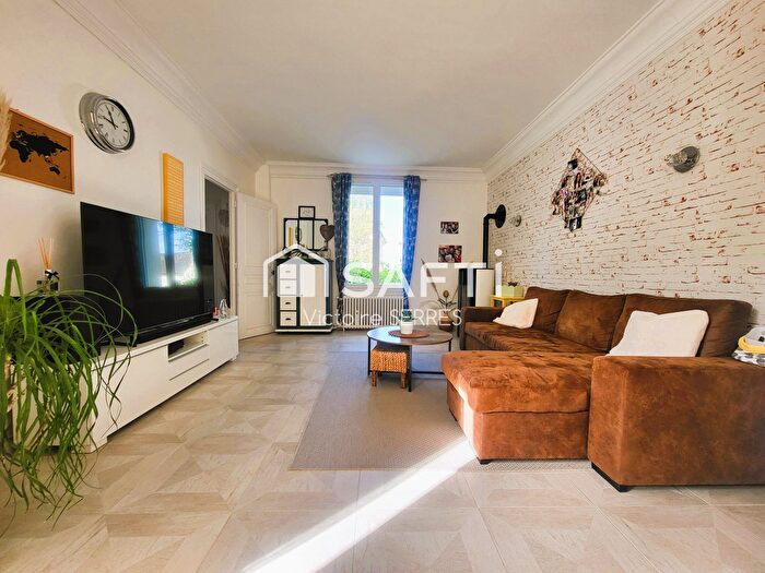 Villers-Bocage : Maison 9 pièces à vendre