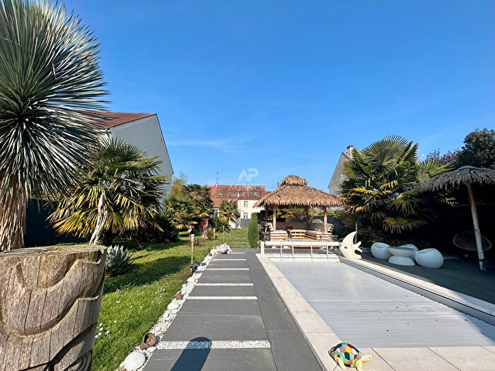 Maison à vendre - Poissy, Les Capucines - 5 pièces - 3 chambres