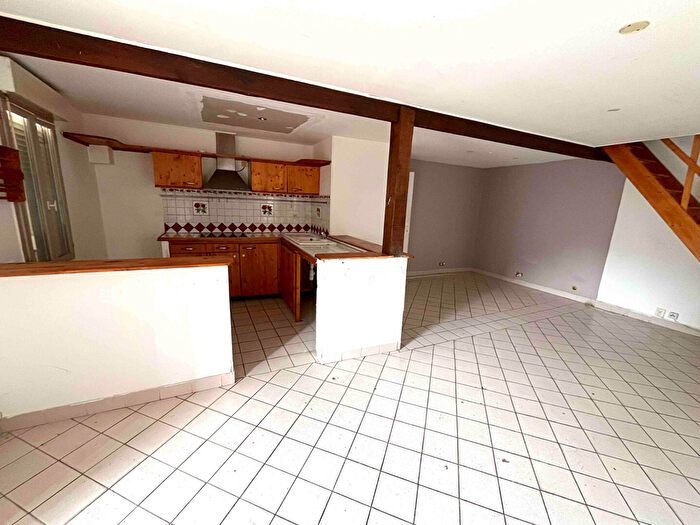 Appartement à vendre - Souppes-sur-Loing - 4 pièces - 2 chambres