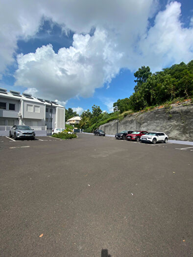 Appartement à louer - Les Abymes - 3 pièces - 2 chambres