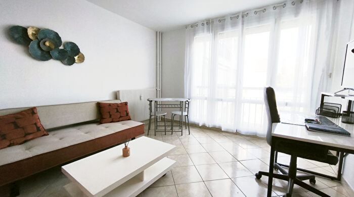 Appartement à vendre - Saint-André-les-Vergers - 1 pièce