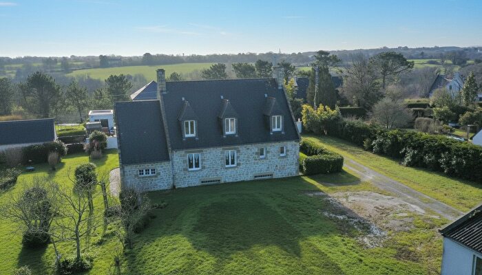 Maison à vendre - Paimpol - 7 pièces - 5 chambres