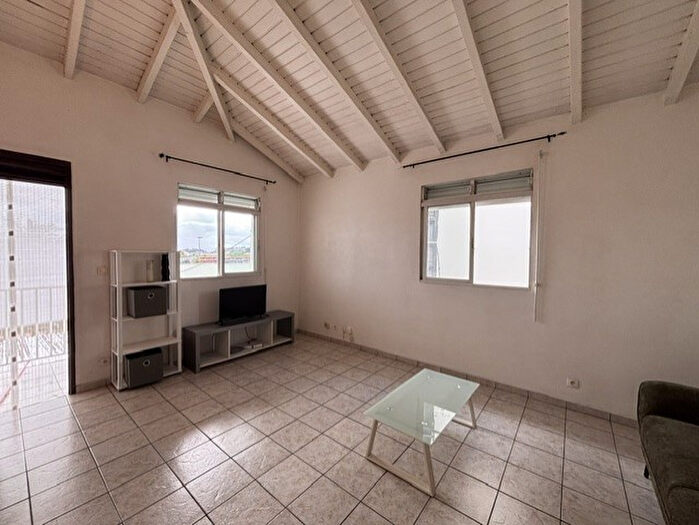 Appartement 2 pièces à louer à Le Gosier