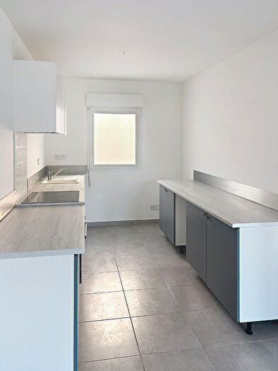 Maison à vendre - Avignon, Montfavet - 4 pièces - 3 chambres