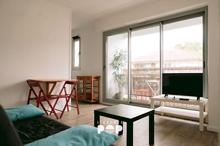 Appartement 1 pièce à Georges Pompidou, Périgueux, à louer