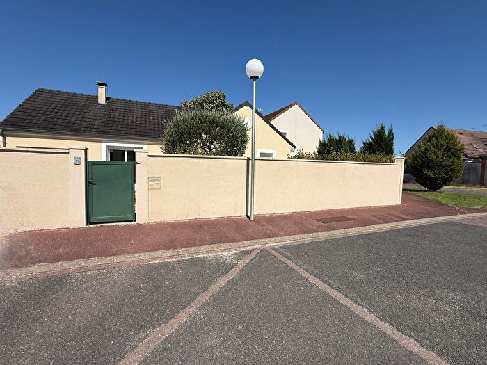 Maison à vendre - Olivet, Larry, Coin Rond, Lorette - 4 pièces - 3 chambres