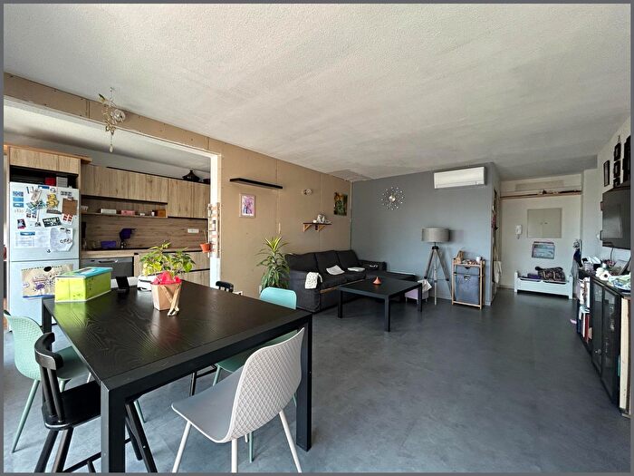 Agde, La Ville : Appartement 4 pièces à vendre