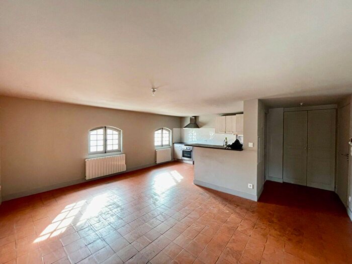 Jardins de la Fontaine, Nîmes : Appartement 3 pièces à louer