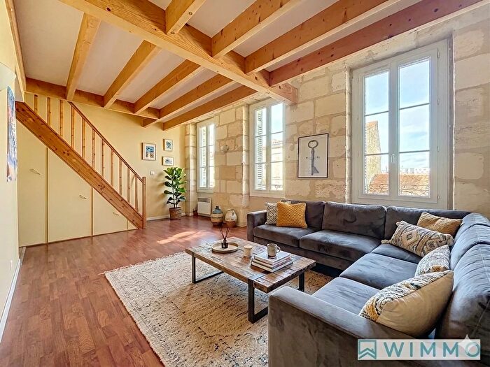 Appartement à louer - Bordeaux, Sainte-Clotilde - 3 pièces - 2 chambres